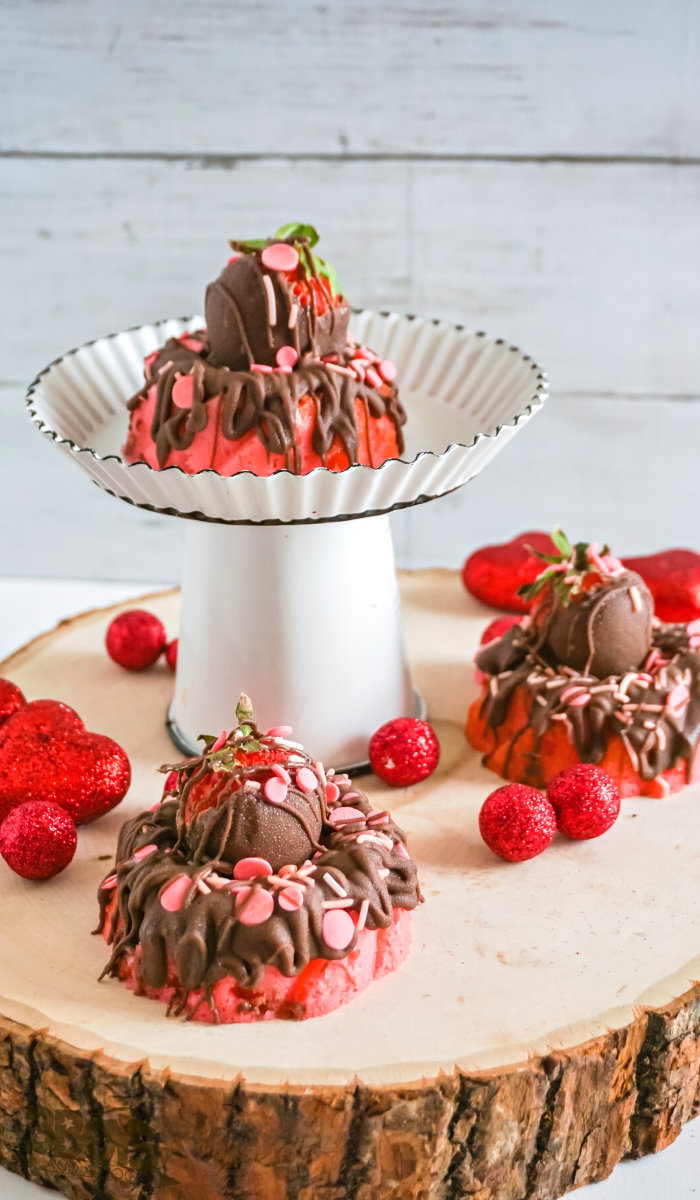 Delicious Valentines Mini Cakes Recipe - 3 Boys and a Dog